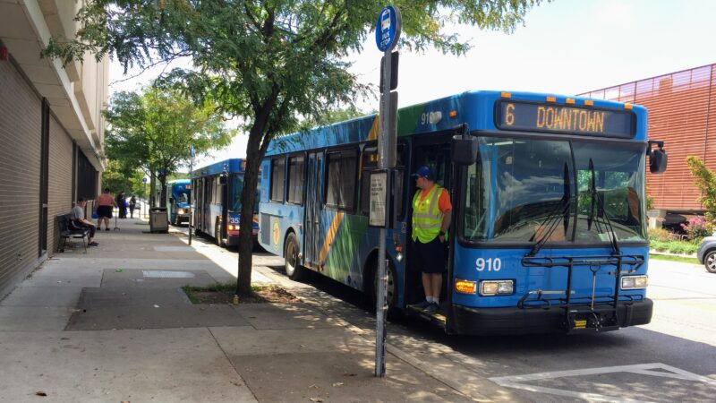 Lawrence bus service to be free to ride in 2023 as part of yearlong ...